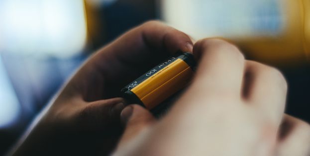 Engineers Invent the First Bio-Compatible, Ion Current Battery - Black ...